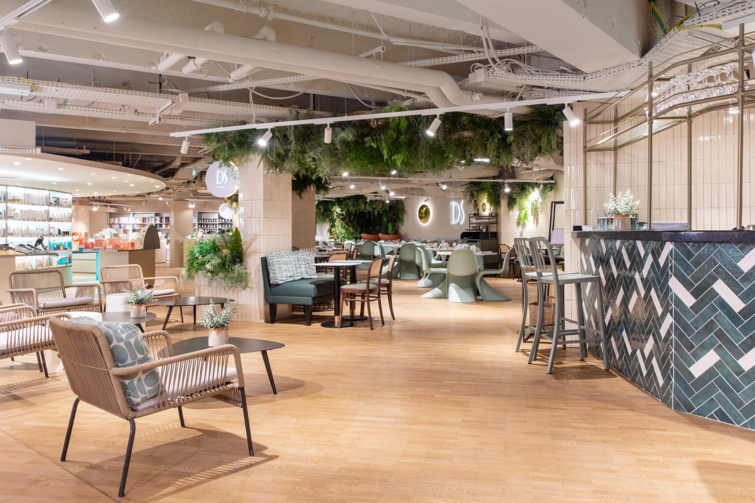 DS Café - Galeries Lafayette Paris Haussmann