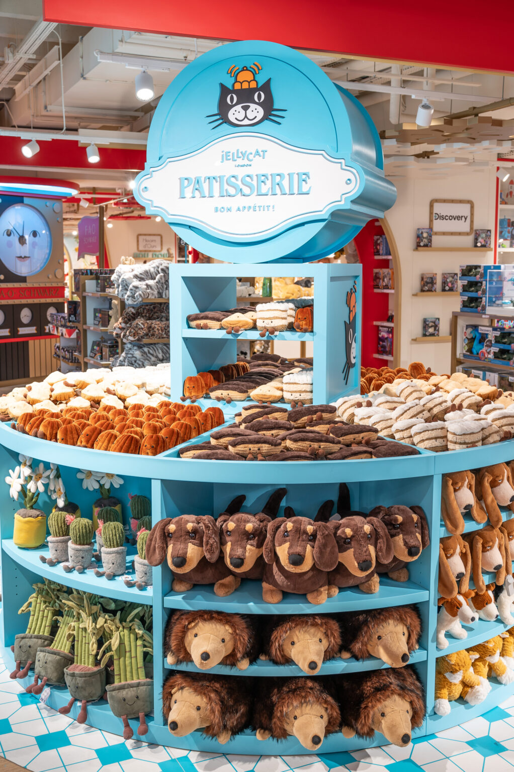 THE JELLYCAT PATISSERIE AT FAO SCHWARZ - Galeries Lafayette Paris Haussmann