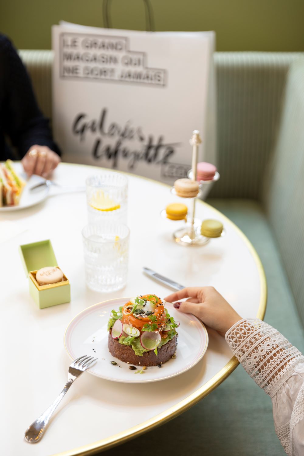 The Ladurée Tea Room - Galeries Lafayette Paris Haussmann